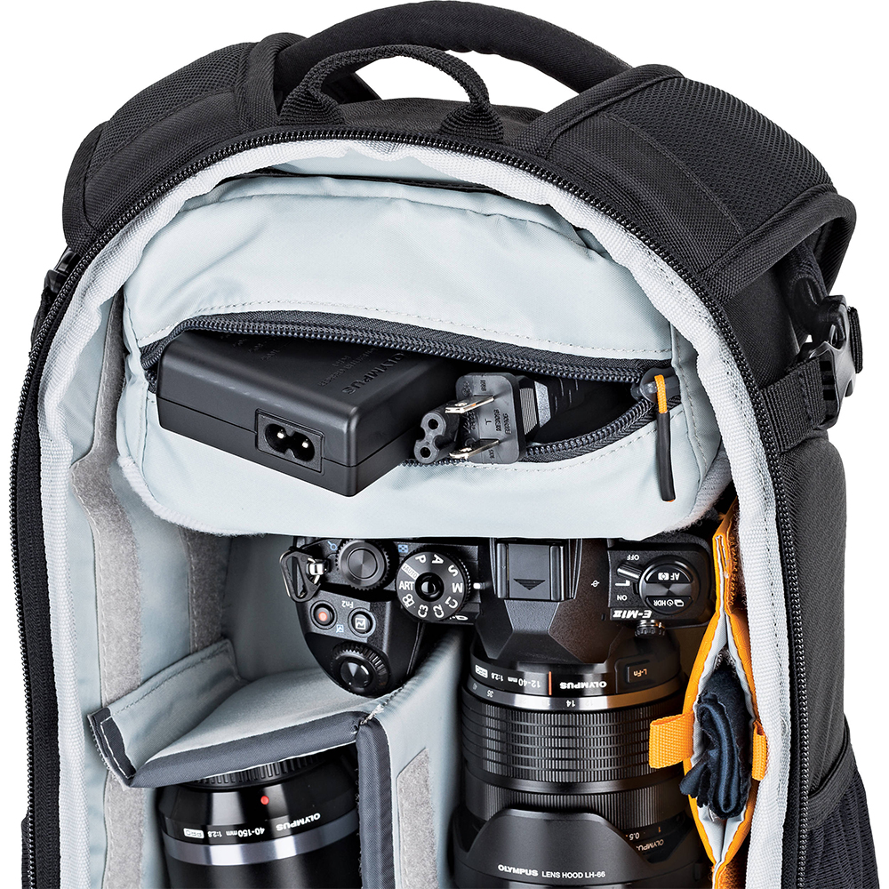 Lowepro Flipside 200 AW II (Black) โปรดมชั่น ราคาพิเศษ