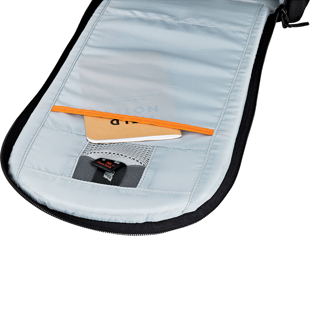 Lowepro Flipside 200 AW II (Black) โปรดมชั่น ราคาพิเศษ